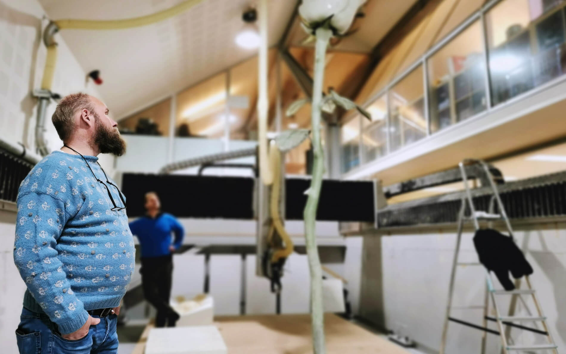 Construction of the gigantic White Rose and the Rose Portal